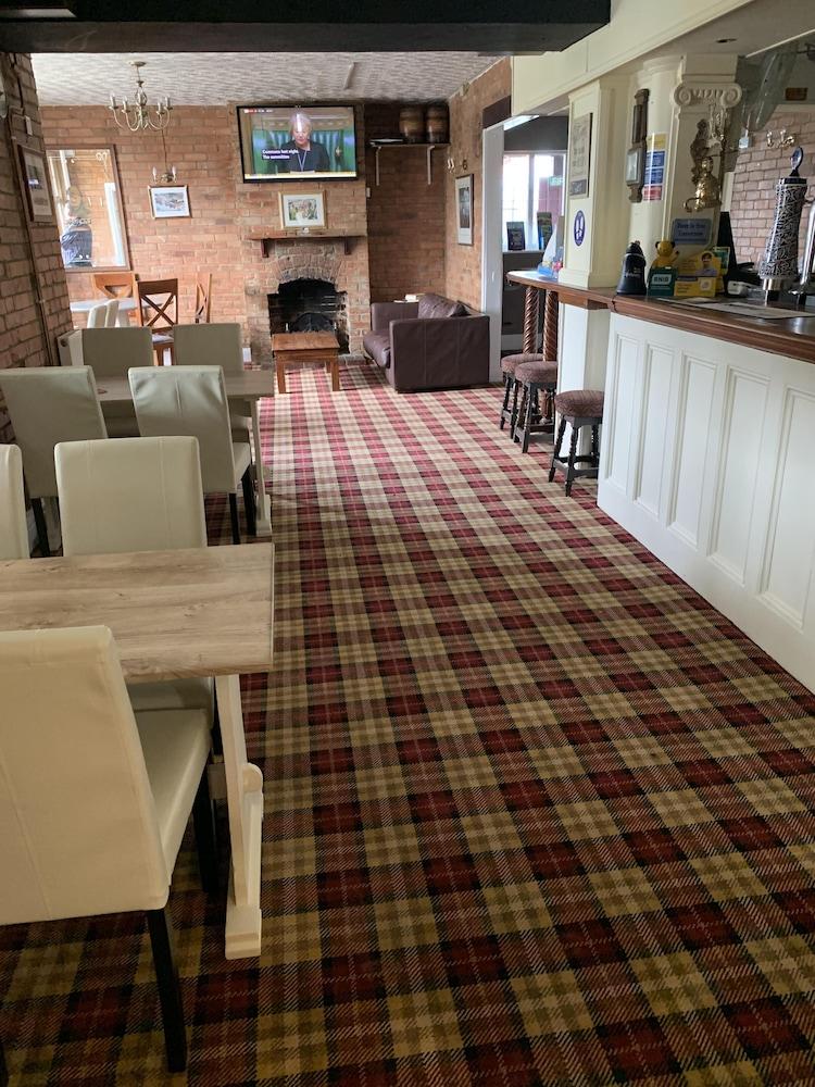 HALFWAY HOUSE INN COUNTRY LODGE | ⋆⋆⋆ | YEOVIL, UNITED KINGDOM | SEASON ...